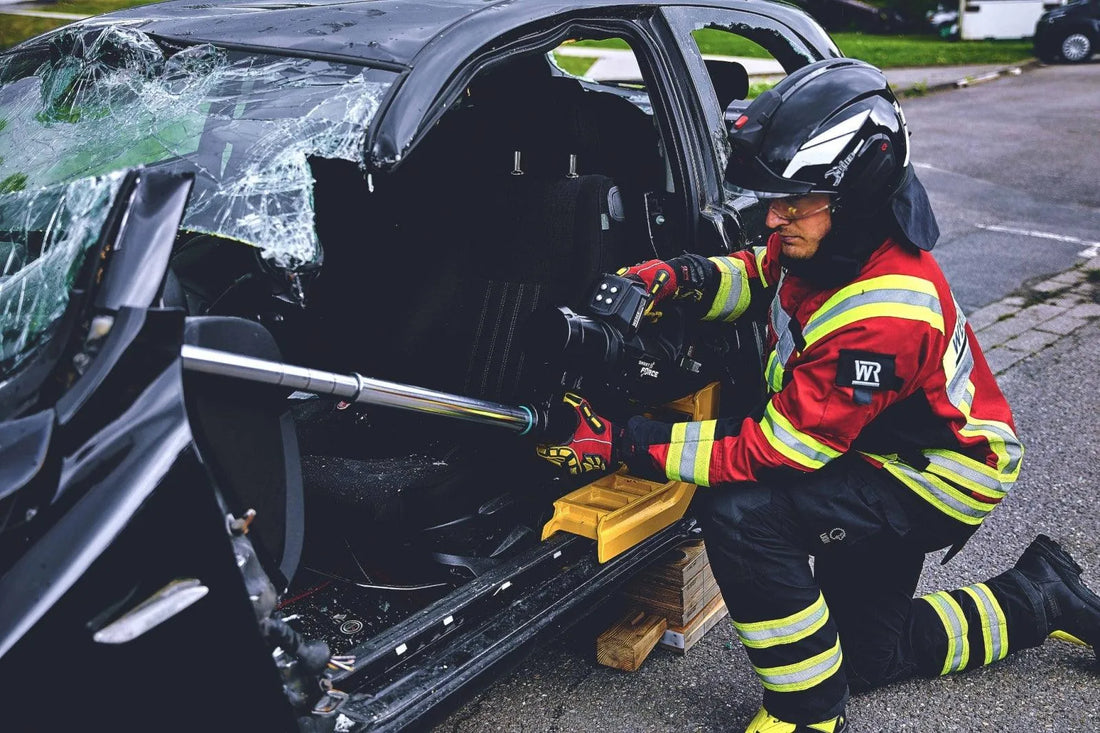 WEBER RESCUE CYLINDER RZT 2-1360 SMART-FORCE – pslfireandsafety.co.nz